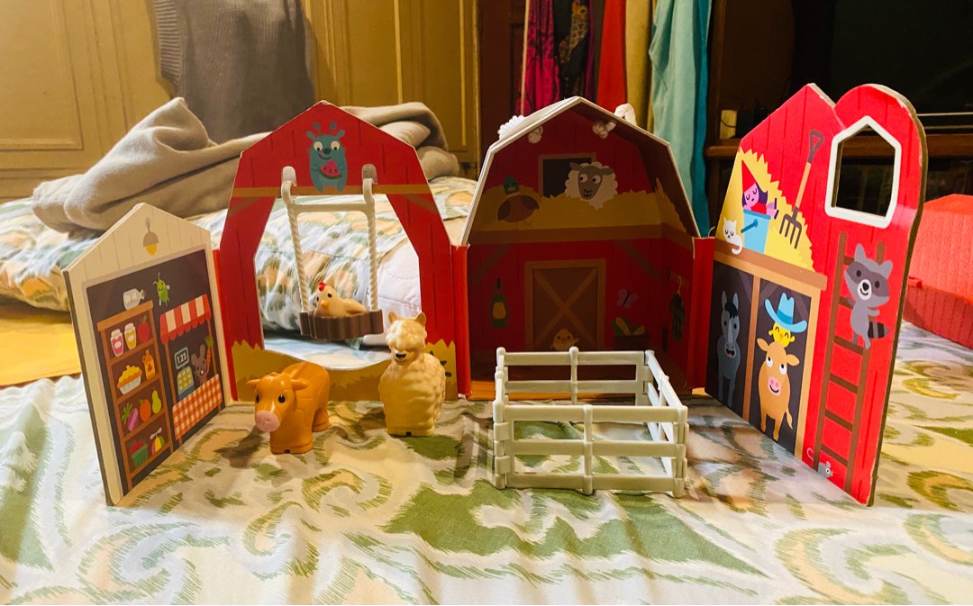 Farm Barn Set, Hobbies & Toys, Toys & Games on Carousell
