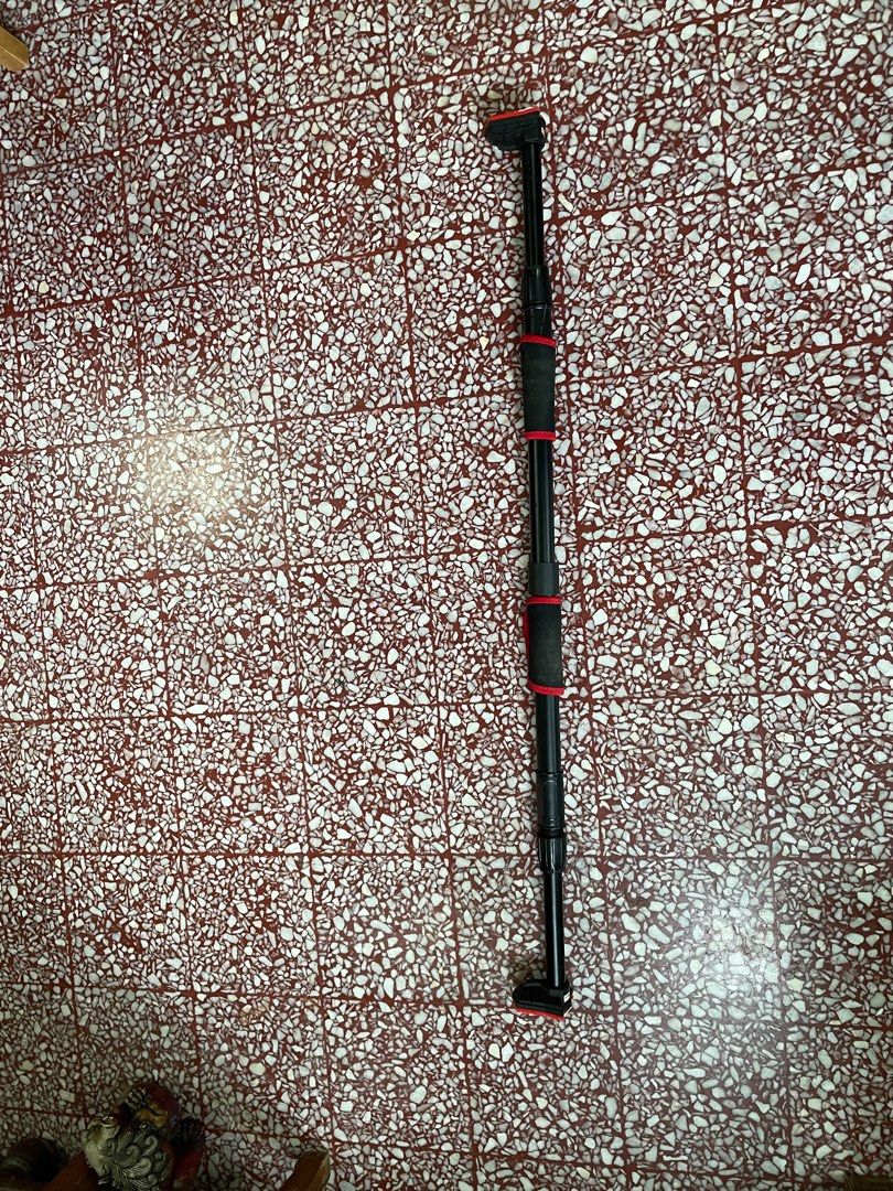 Free pull up bar, Sports Equipment, Exercise & Fitness, Toning ...