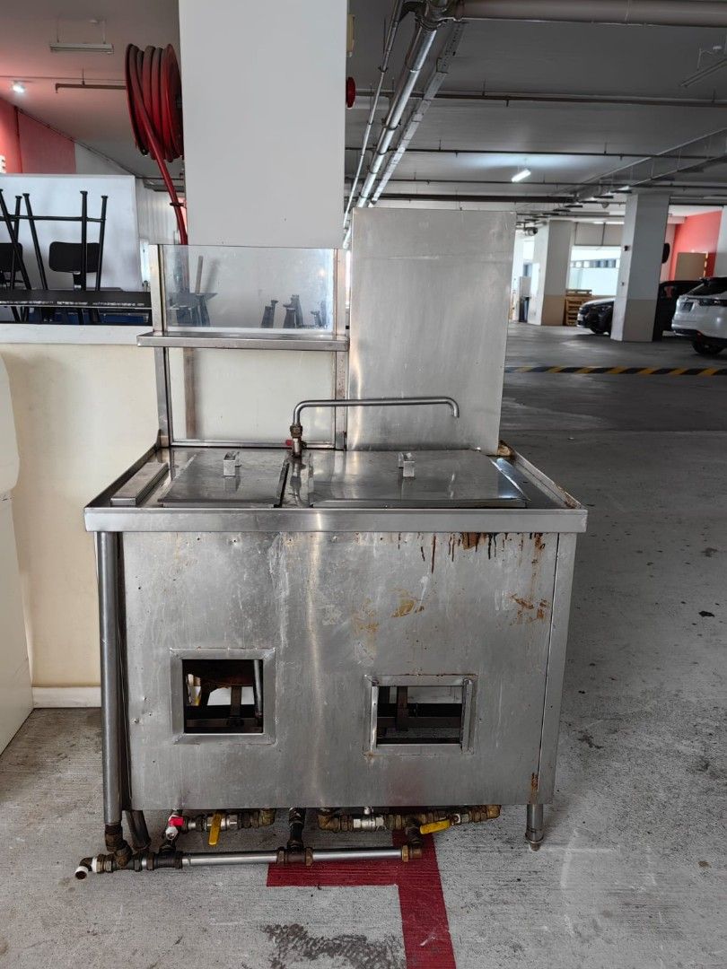 GAS NOODLE COUNTER 3 HOLES AND 1 SOUP COMPARTMENT STAINLESS STEEL USED ...