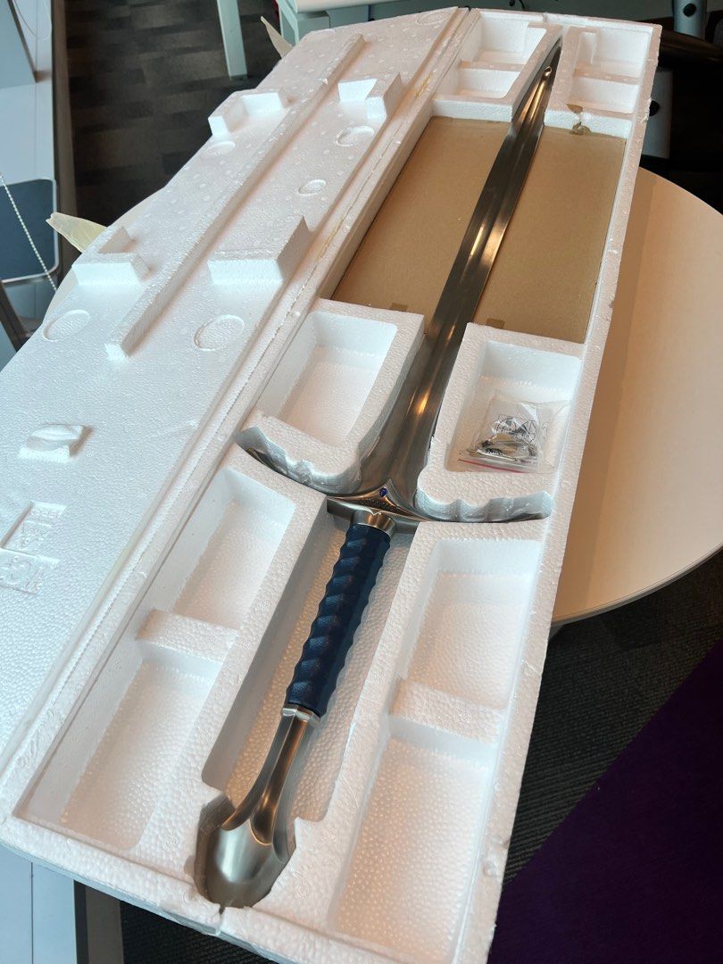 Glamdring (sword of Gandalf) - The Hobbit, Hobbies & Toys, Memorabilia ...