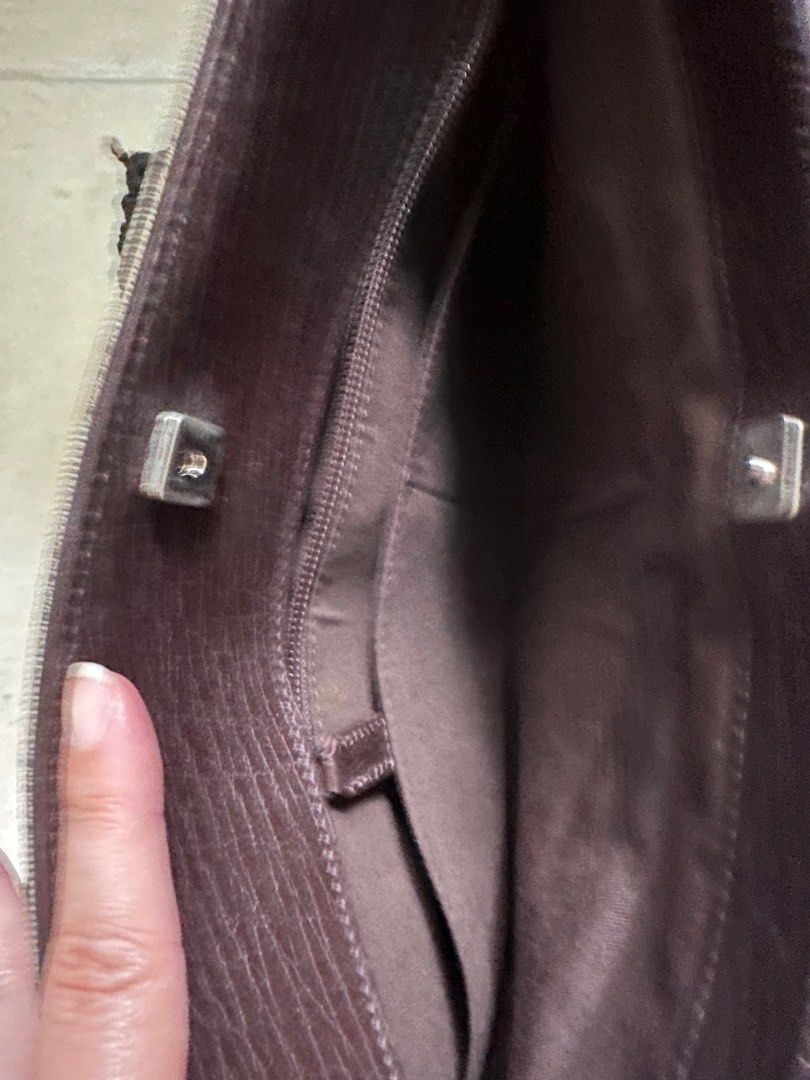 Gucci Folder, Men's Fashion, Bags, Briefcases on Carousell