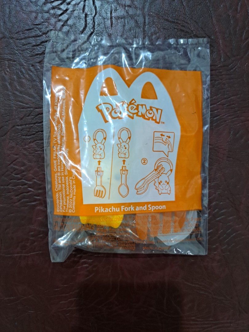 Happy Meal Pokemon Pikachu Fork and Spoon, Toys & Collectibles, Mainan ...