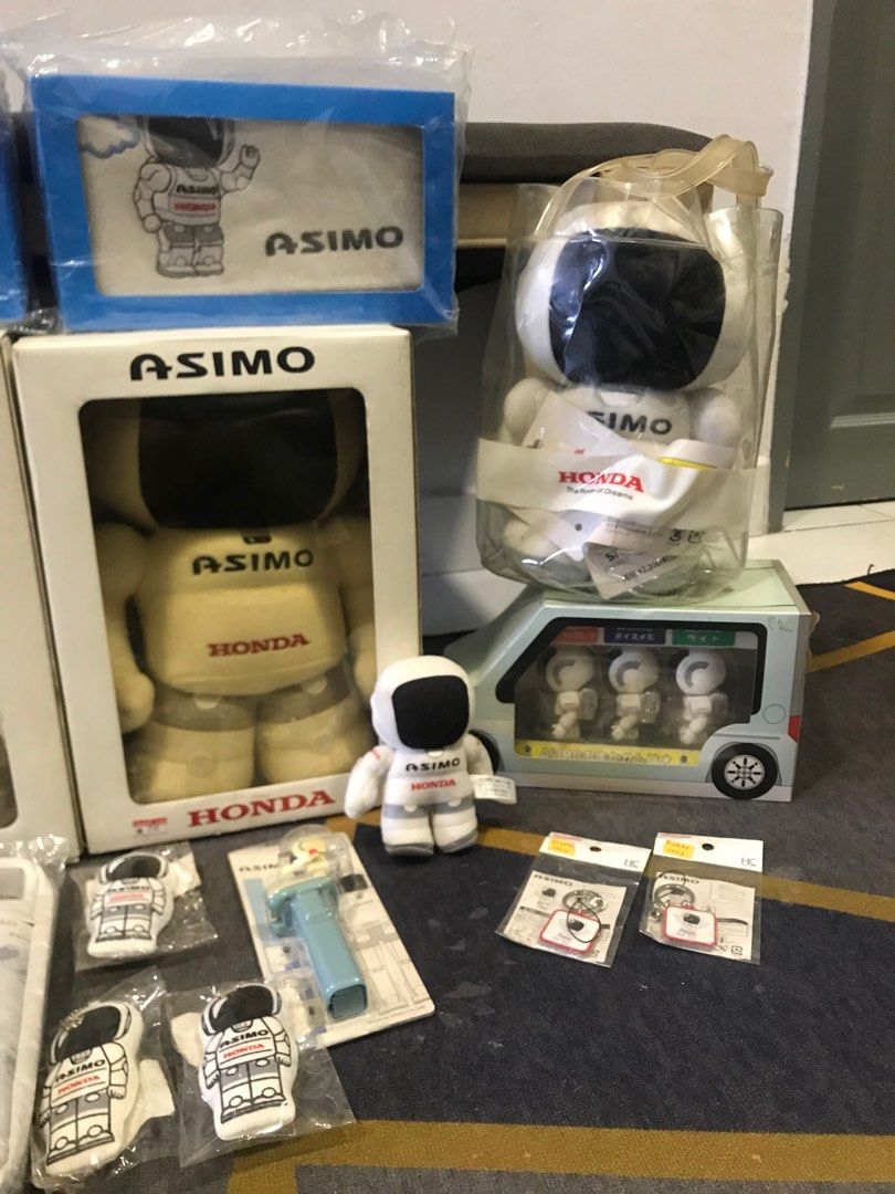 Honda asimo merchandise, Hobbies & Toys, Toys & Games on Carousell