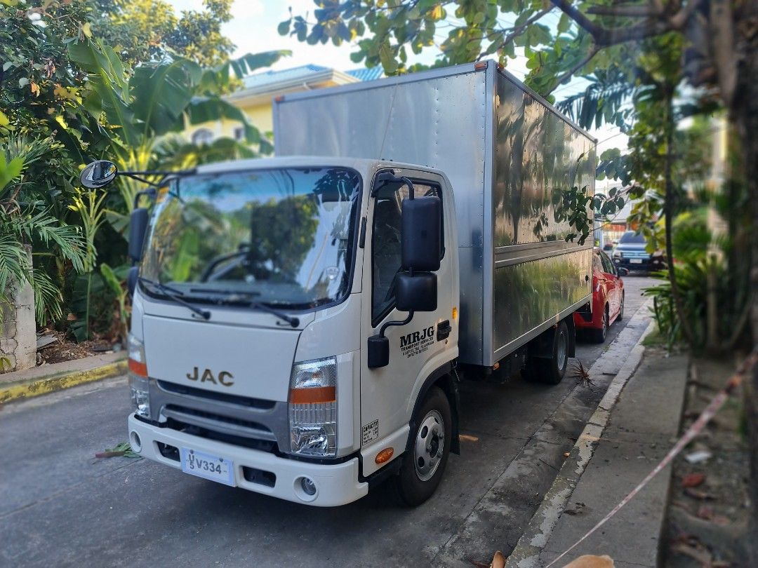 JAC Queen n series aluminum closed van 2022 manual diesel mt prince ...