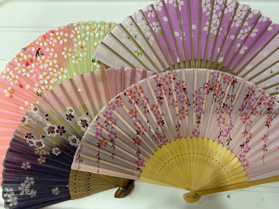 Japanese Traditional Folding Fan - Sakura Design, Hobbies & Toys ...