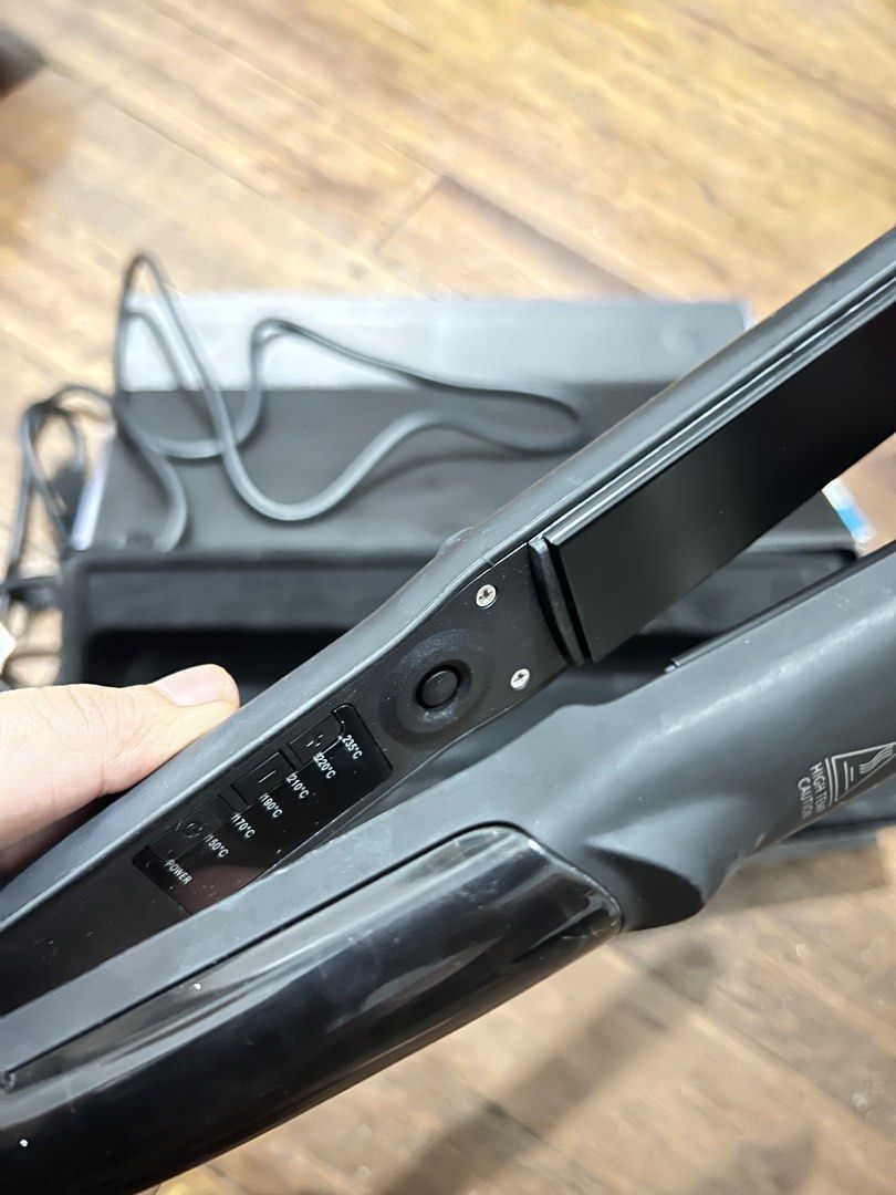 JML steam pro hair straigtener, Beauty & Personal Care, Hair on Carousell