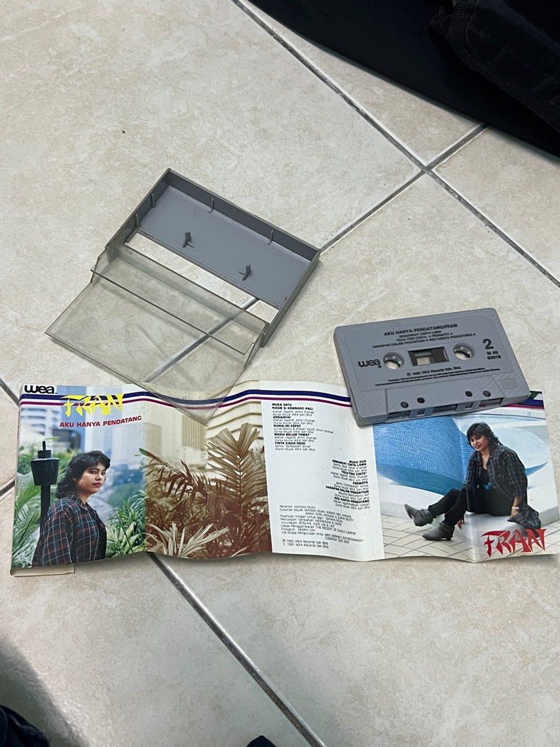 Kaset FRAN-Aku hanya pendatang- francisca peter 1985, Hobbies & Toys ...