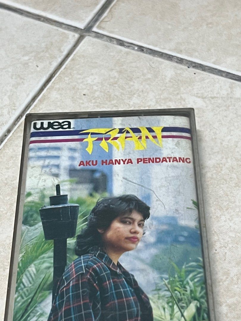 Kaset FRAN-Aku hanya pendatang- francisca peter 1985, Hobbies & Toys ...