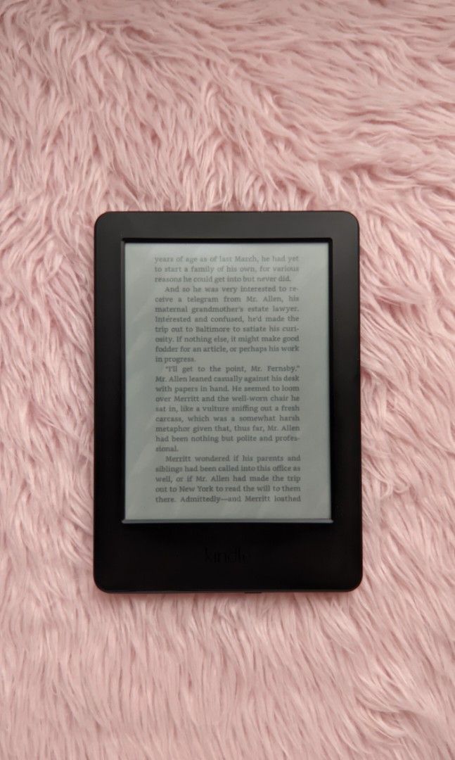 Kindle 7th generation, Mobile Phones & Gadgets, E-Readers on Carousell