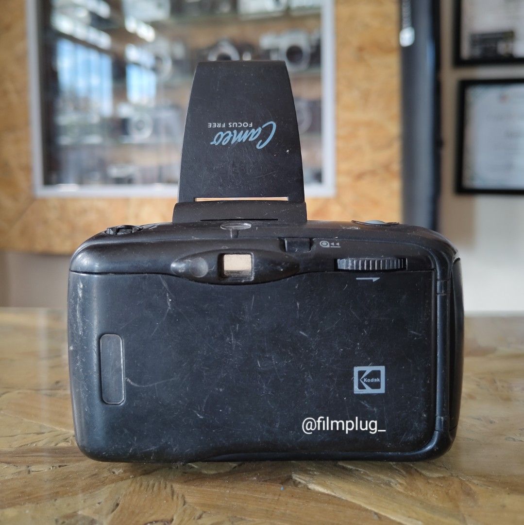 Kodak Cameo 35mm Vintage Film Camera, Photography, Cameras on Carousell