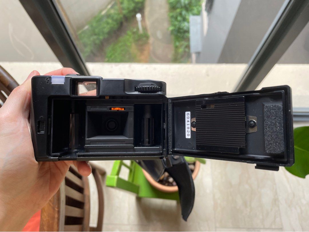 Konica EFP-20 point and shoot film camera, Photography, Cameras on ...
