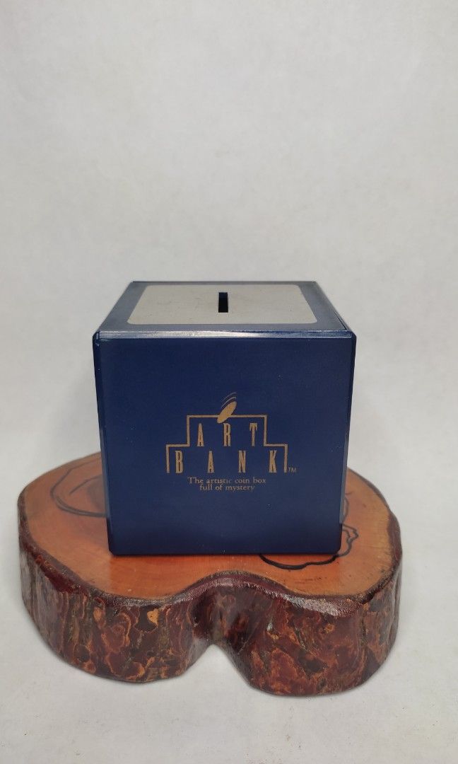 Magic Art Bank (Illusion Coin Bank), Hobbies & Toys, Memorabilia ...
