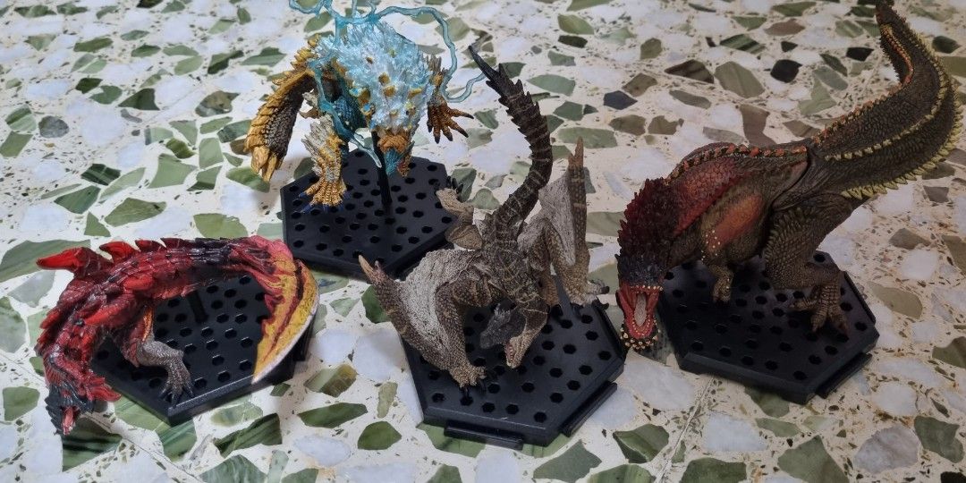 Monster Hunter CFB Figures, Hobbies & Toys, Toys & Games on Carousell