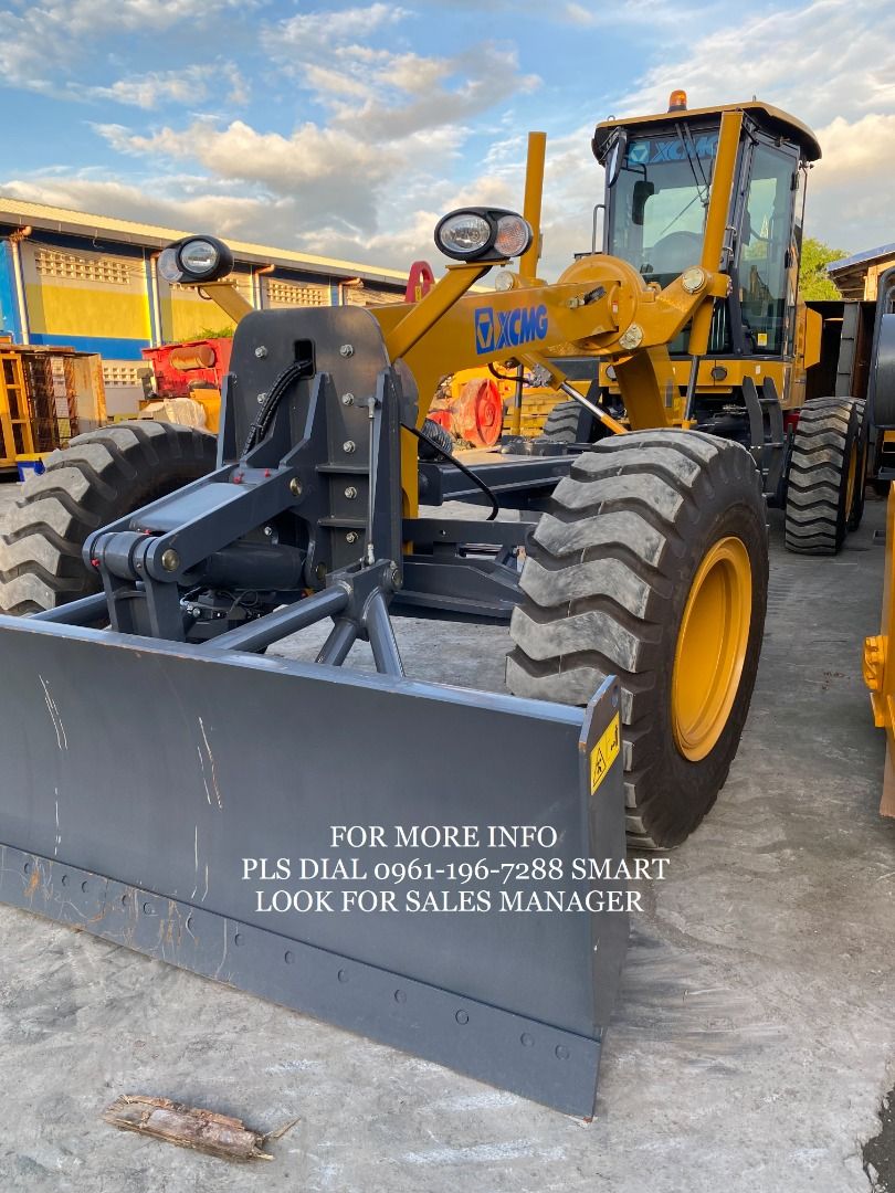 Motor grader 13 ft. blade, with ripper , and dozer, Special Vehicles ...