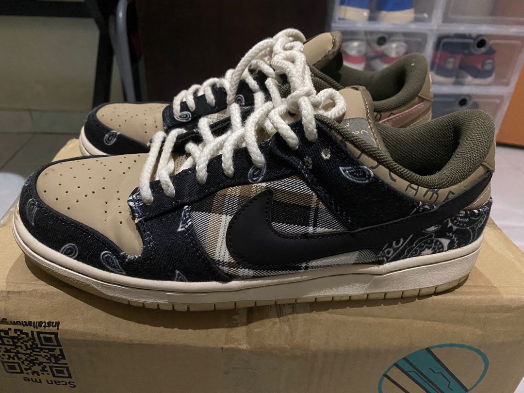 Nike Dunk Low Travis Scott, Men's Fashion, Footwear, Sneakers on Carousell