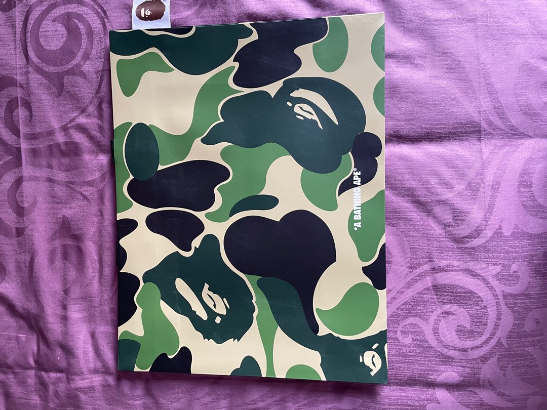 Paper bag A bathing ape - BAPE original size Larger, Barang Mewah ...