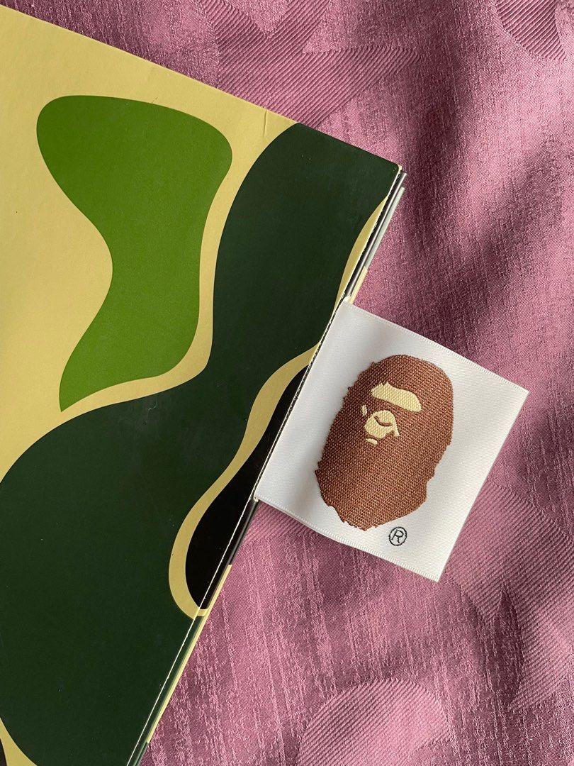 Paper bag A bathing ape - BAPE original size Larger, Barang Mewah ...