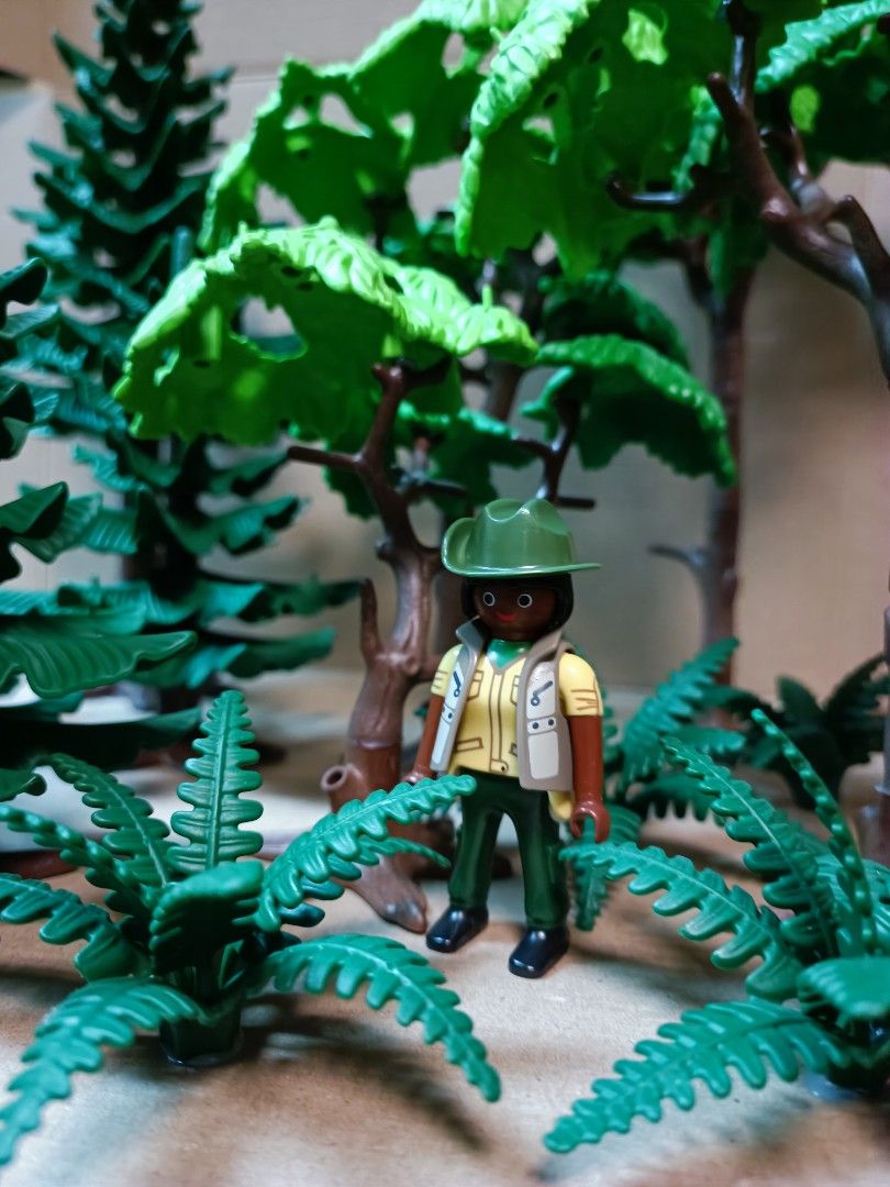 Playmobil trees lot, Hobbies & Toys, Toys & Games on Carousell