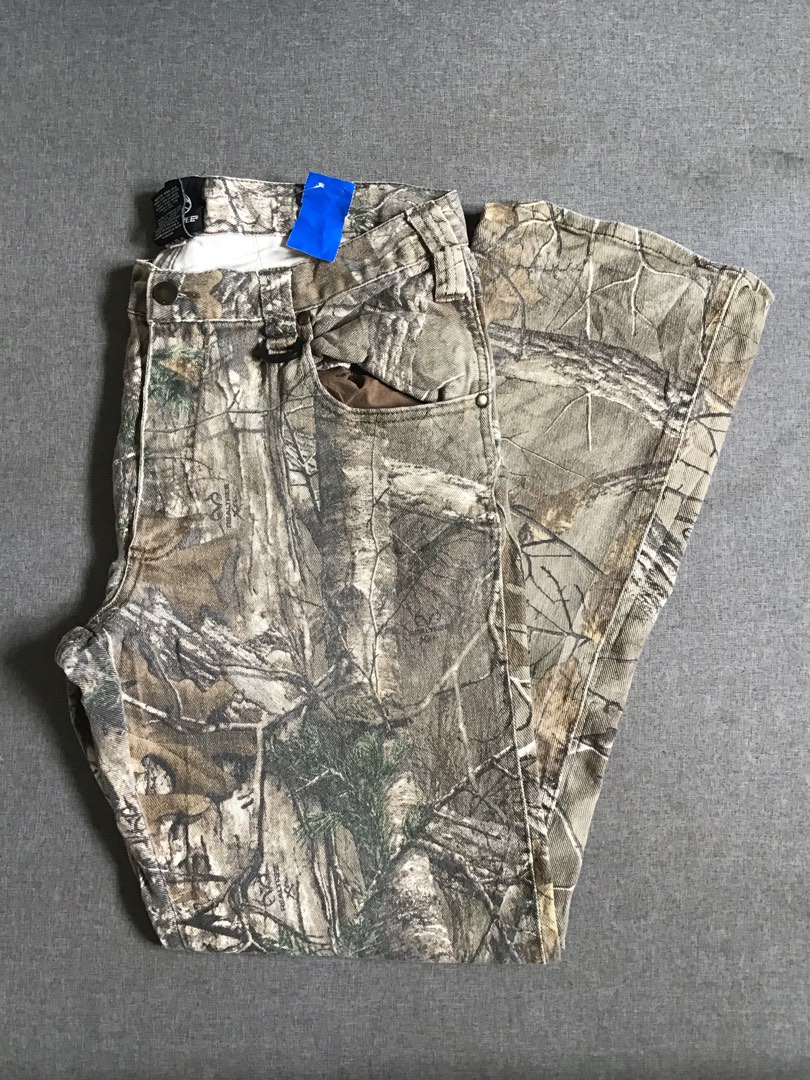 Realtree, Men's Fashion, Bottoms, Jeans on Carousell