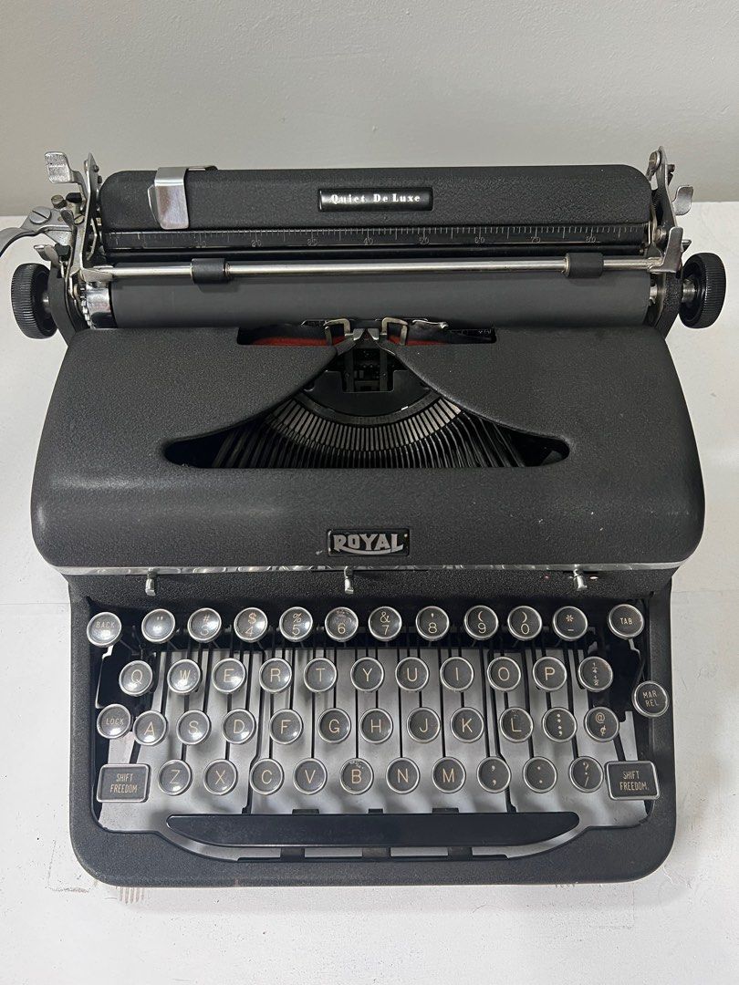 Royal 1930s Glasskeys Typewriter, Hobbies & Toys, Memorabilia ...