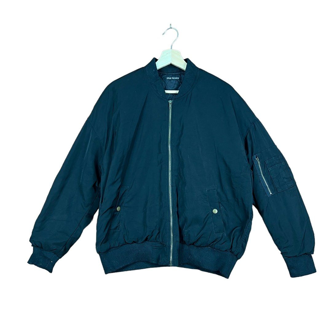 Spray Premium Bomber Jacket, Men's Fashion, Coats, Jackets and ...