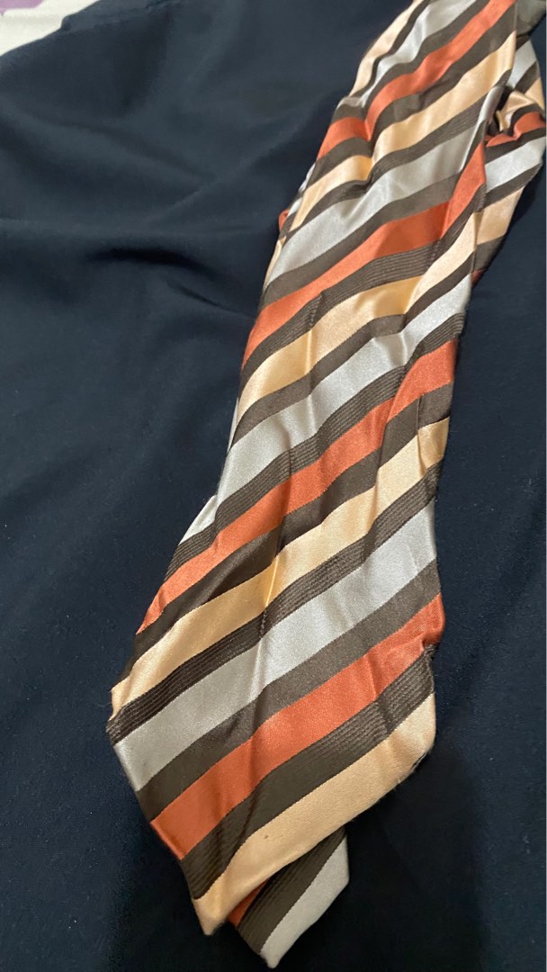 Structure Necktie, Men's Fashion, Watches & Accessories, Ties on Carousell