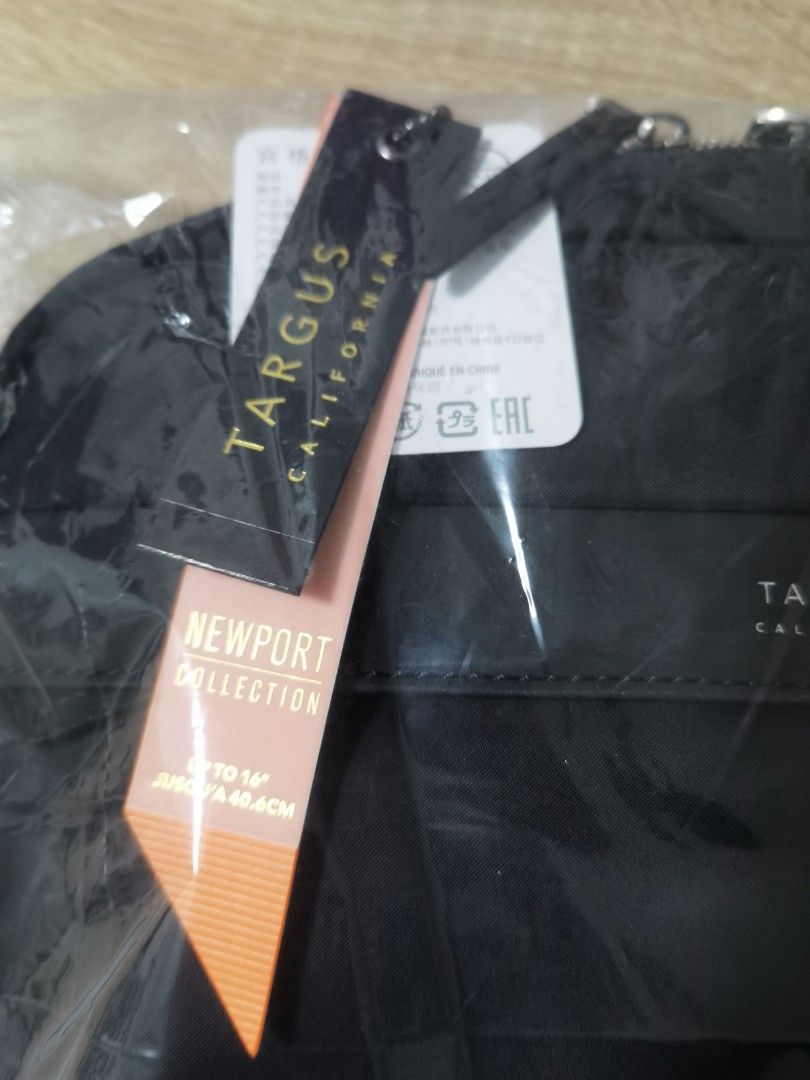 Targus 15 Newport Ultra Slim Backpack black, Men's Fashion, Bags ...