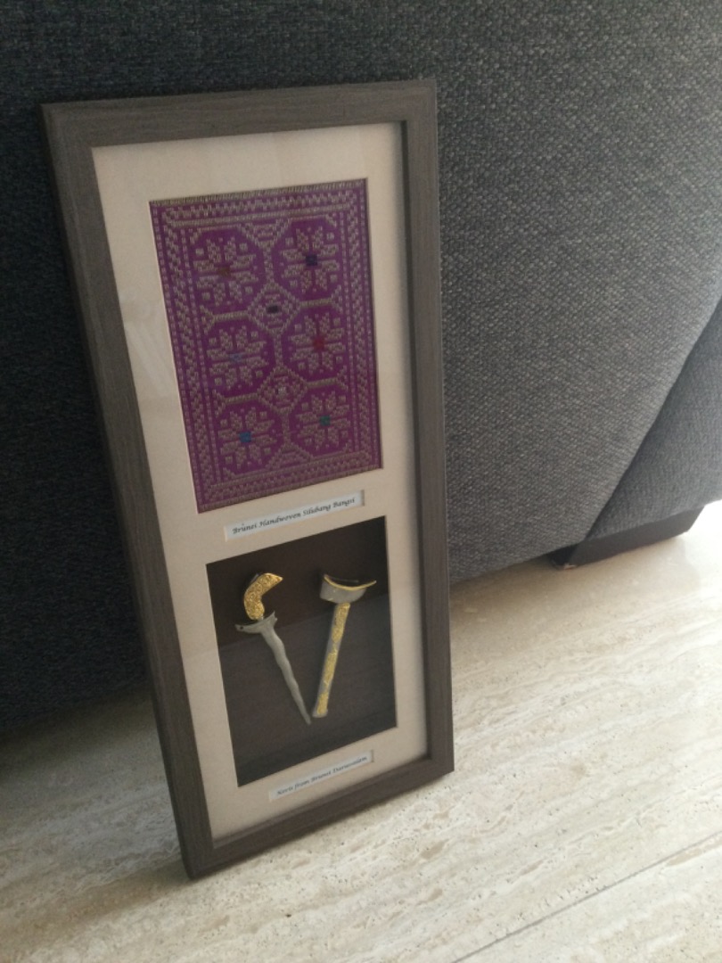 TRADITIONAL MALAY HANDWEAVING & KERIS PICTURE, Furniture & Home Living ...