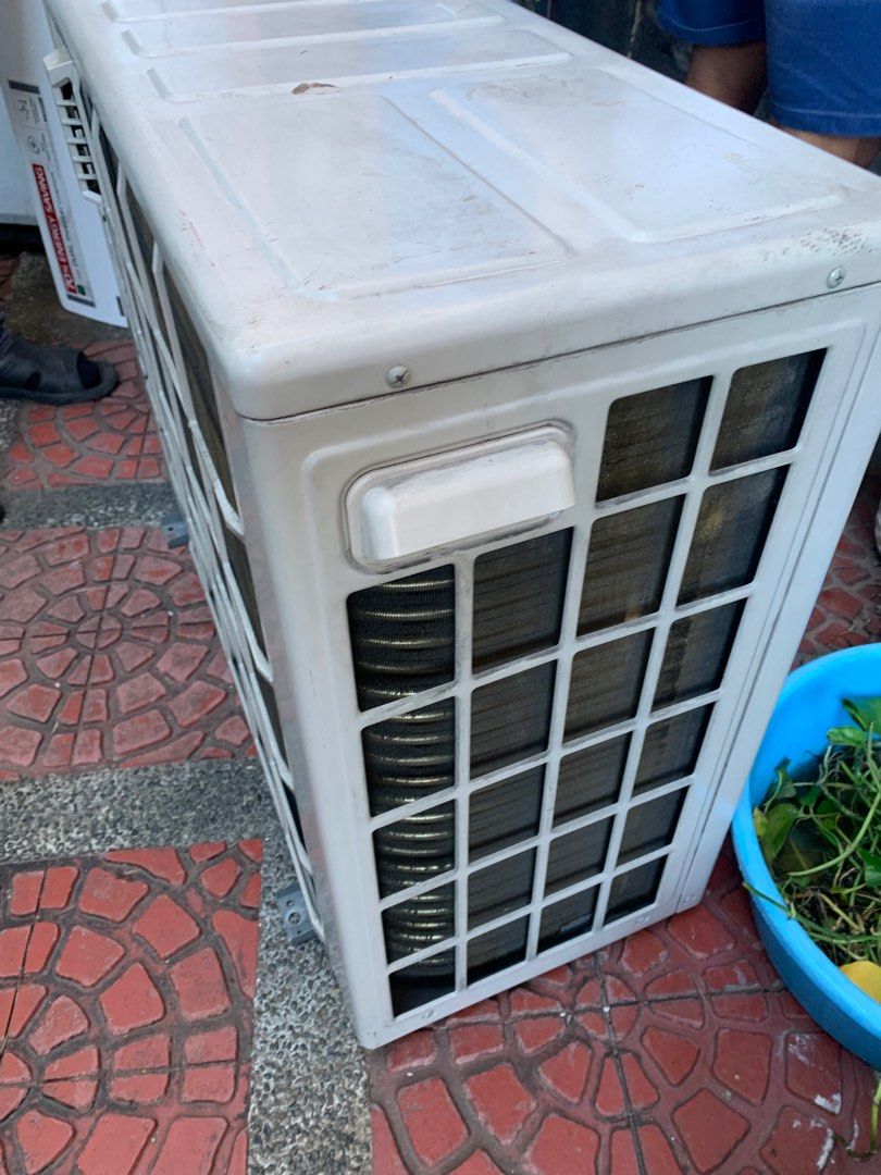 Very slightly used LG 2.5HP Dual Inverter Split Type Aircon RUSH SALE ...