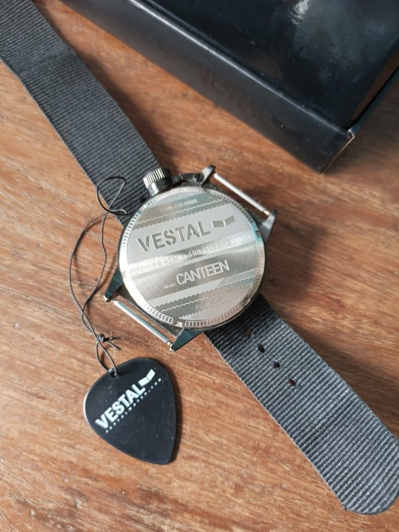 Vestal Canteen Zulu Black Lume watch, Men's Fashion, Watches & Accessories, Watches on Carousell