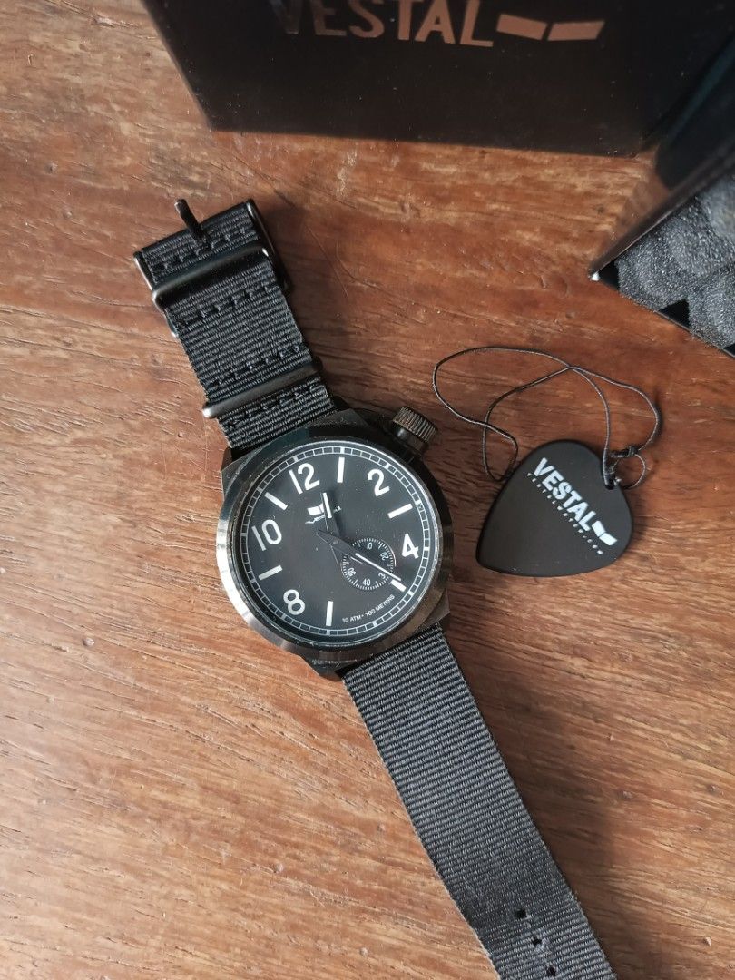 Vestal Canteen Zulu Black Lume watch, Men's Fashion, Watches & Accessories, Watches on Carousell