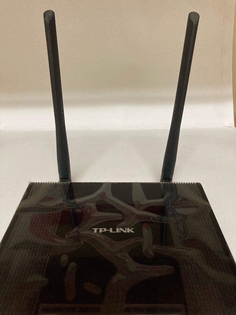 Wireless Router, 電腦＆科技, 電腦周邊及配件, Wifi及上網相關產品 - Carousell
