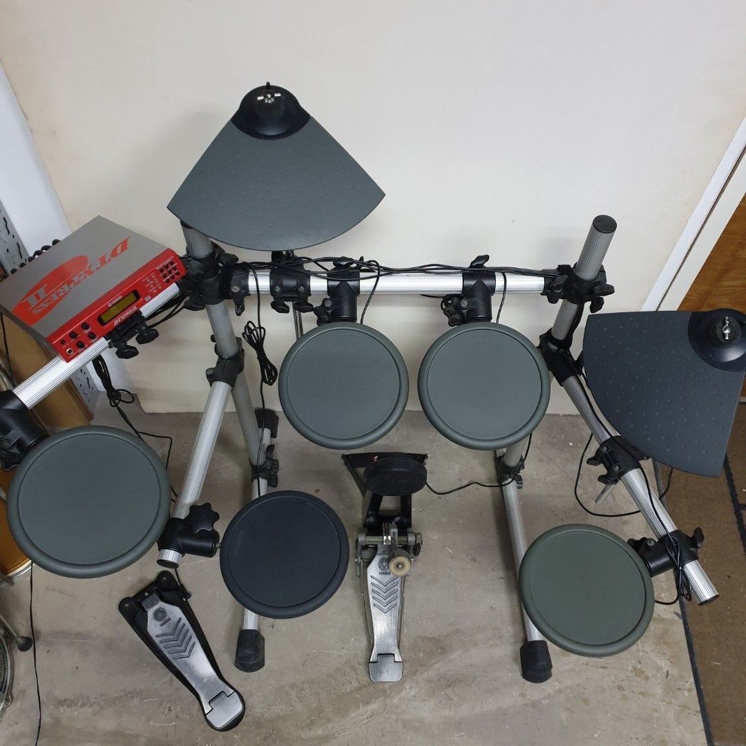 Yamaha DTXPRESS II, Hobbies & Toys, Music & Media, Musical Instruments ...