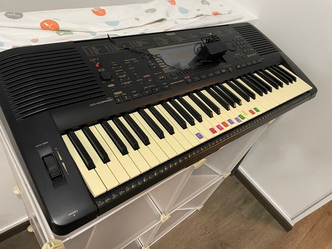 Yamaha PSR-630 keyboard, Hobbies & Toys, Music & Media, Musical ...