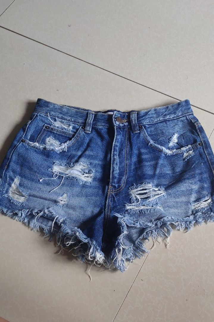Zara tattered short, Women's Fashion, Bottoms, Shorts on Carousell