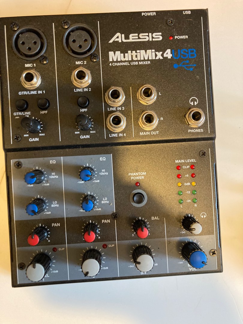 Alesis MULTIMIX 4 USB FX, 興趣及遊戲, 音樂樂器 & 配件, 樂器配件 - Carousell