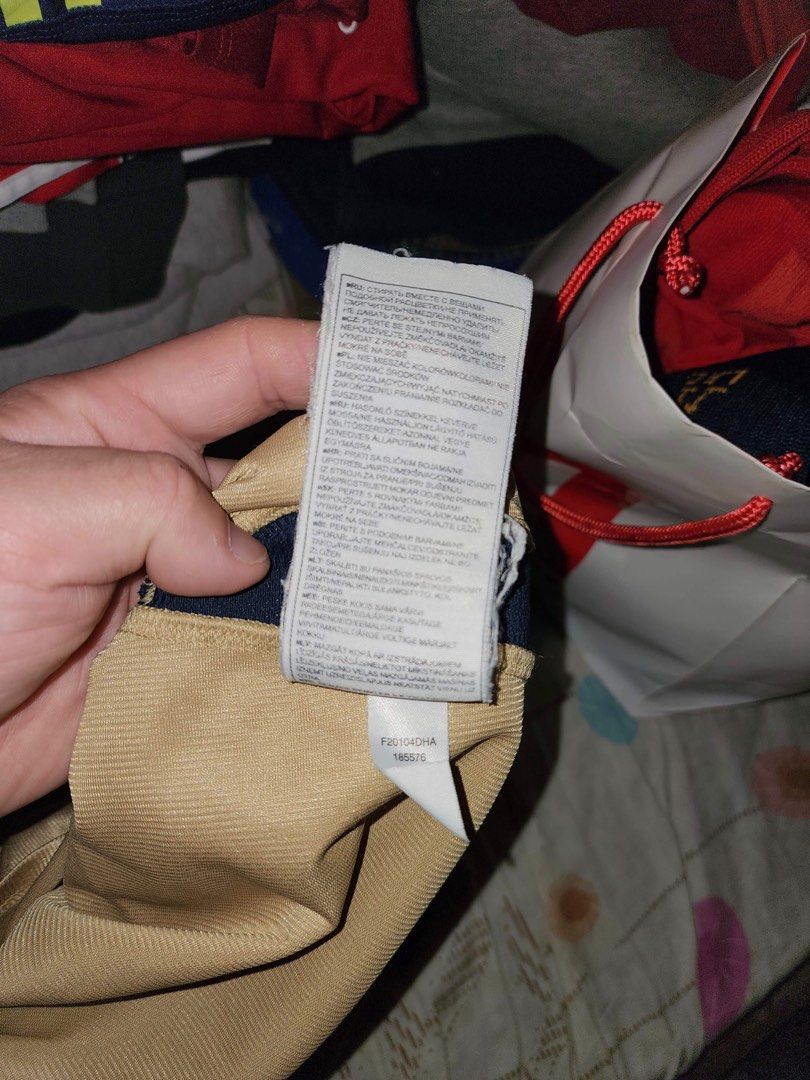 Arsenal 2002-03 Third Kit, Men's Fashion, Activewear on Carousell