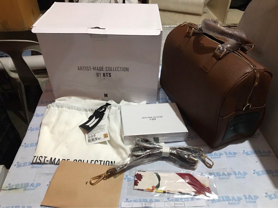 Artist-Made Collection by V | Mute Boston Bag & Face Brooch Set ...