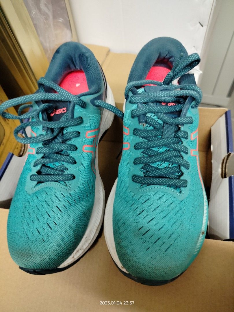 Asics gel kayano 27, Women's Fashion, Footwear, Sneakers on Carousell