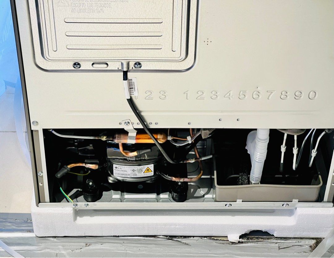 Brand New LG RVT-B083DF 8.3cu.ft. Two Door Inverter Refrigerator (2023 ...