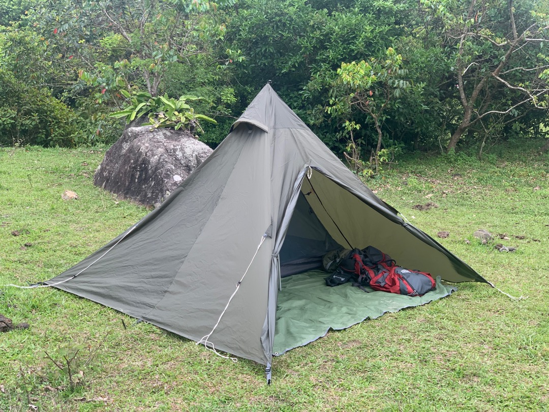 日本Bunduk BDK75 露營 金仔 營帳 金字塔, 運動產品, 行山及露營 - Carousell