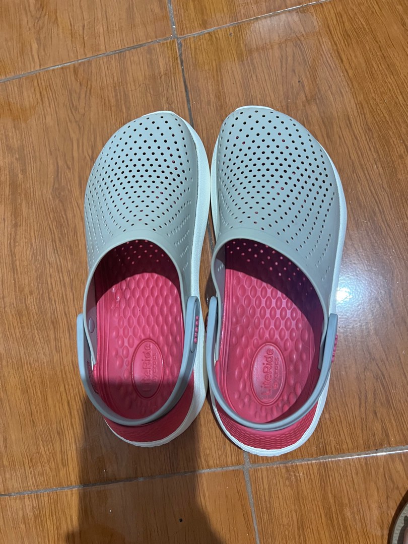 Crocs literide, Women's Fashion, Footwear, Sneakers on Carousell