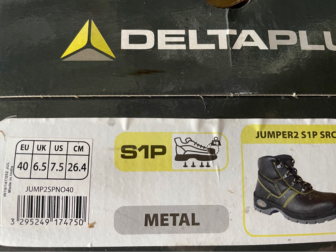 Delta Safety Shoes US 7.5, Commercial & Industrial, Construction Tools ...