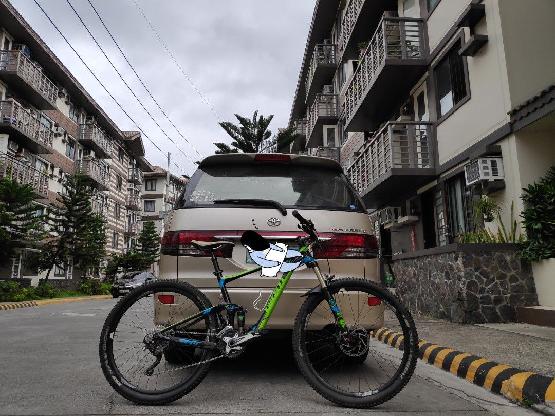 Giant Aluxx SL Fluidform Full Sus, Sports Equipment, Bicycles & Parts ...