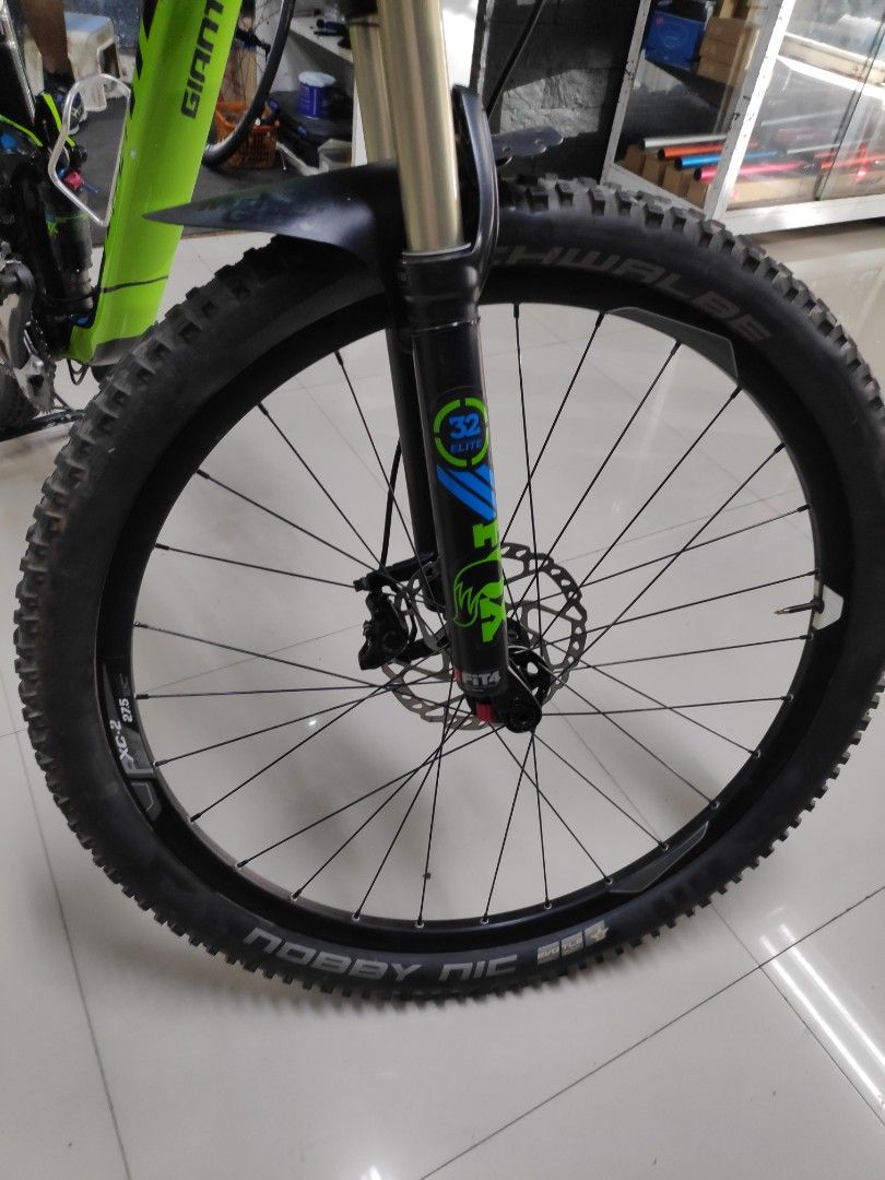 Giant Aluxx SL Fluidform Full Sus, Sports Equipment, Bicycles & Parts ...