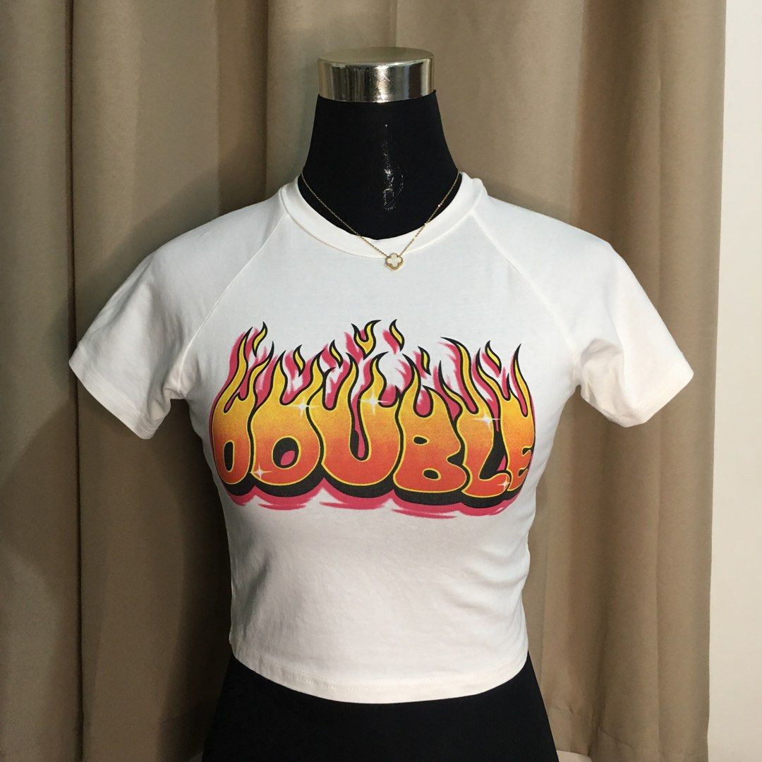 Graphic Cropped Top, Women's Fashion, Tops, Shirts on Carousell