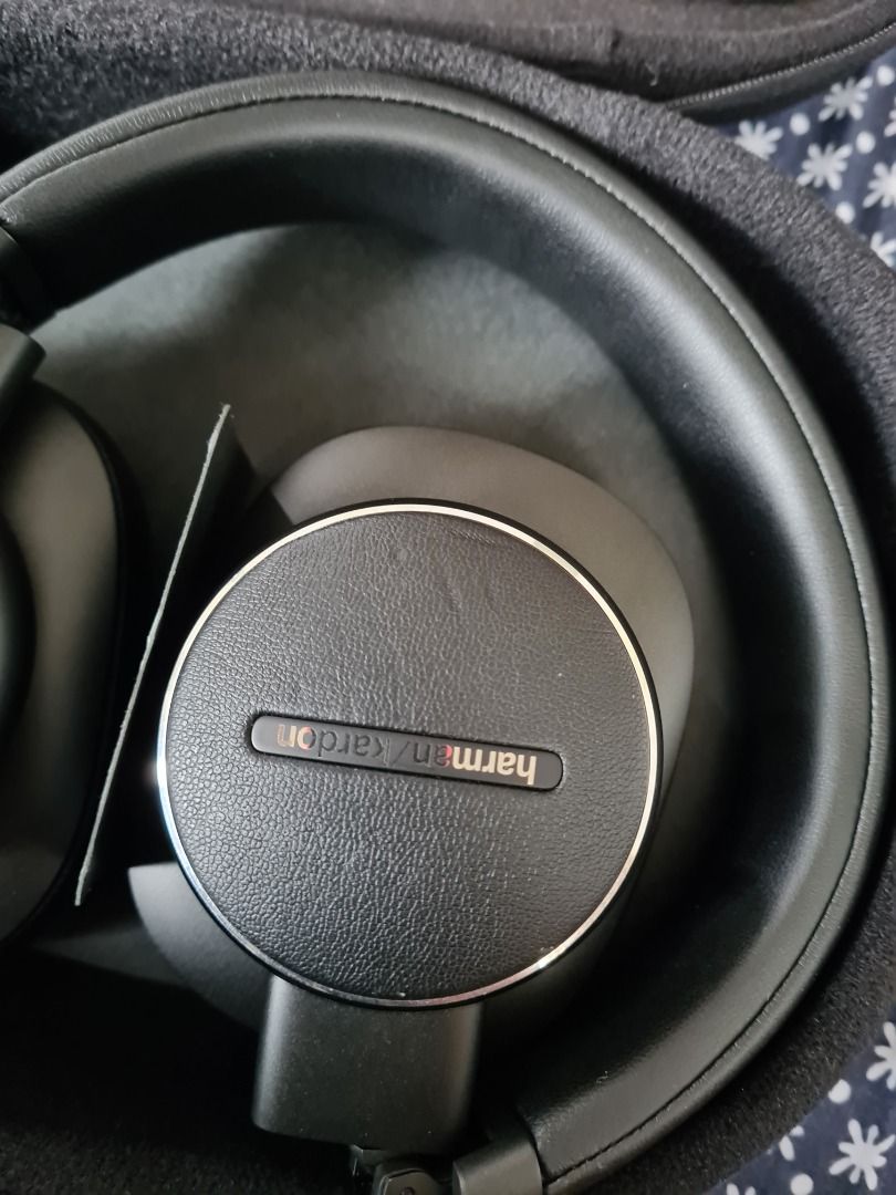 Harman Kardon, Audio, Headphones & Headsets on Carousell