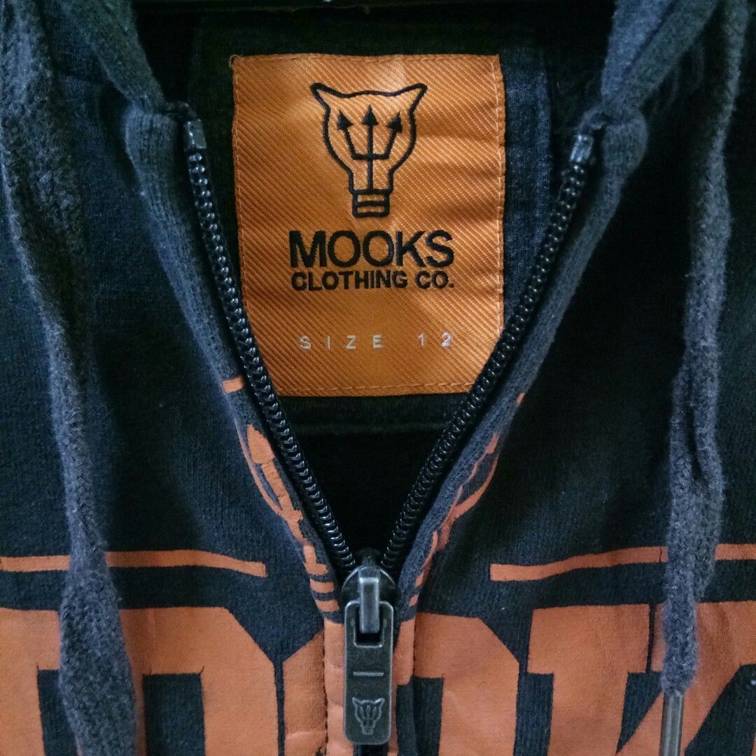 Hoodies Mooks Clothing, Men's Fashion, Activewear on Carousell