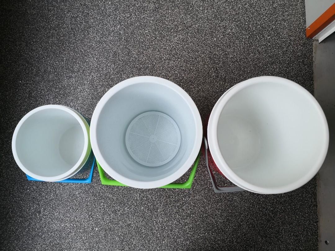 Hot/Cold Beverage / Rice Buckets with Lids, Furniture & Home Living ...