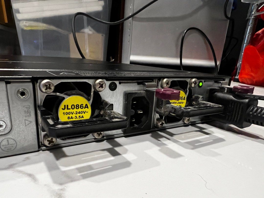 HP/Aruba 3810M JL073A 24port PoE switch, Computers & Tech, Parts ...